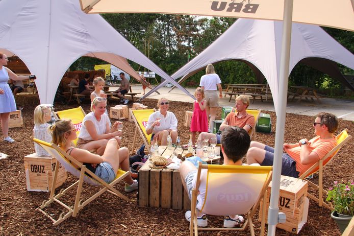 Zomerbar Barra Dentra houdt Open Air, tal van dj’s treden op | Kortrijk | hln.be