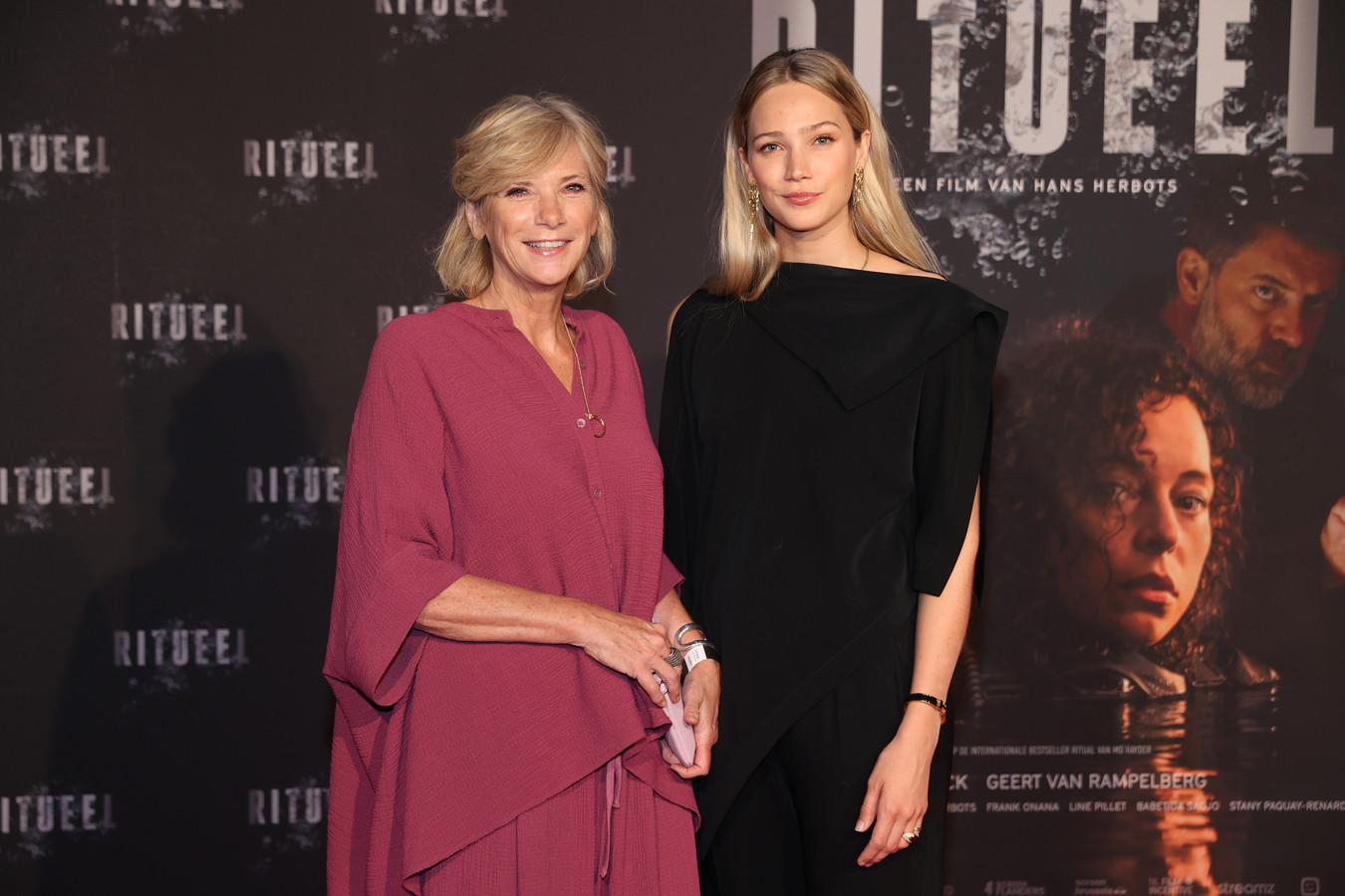 IN BEELD. Kinderen regisseur Hans Herbots stelen show op première ...