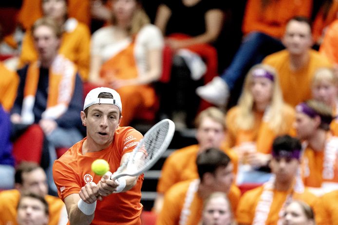 Nederlandse Davis Cup-ploeg op rozen na heerlijke zege Tim van ...