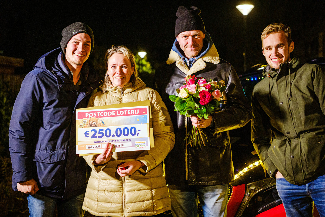 Acht bewoners Vinkeveen winnen samen 1 miljoen euro: ‘Mijn vrouw kan ...