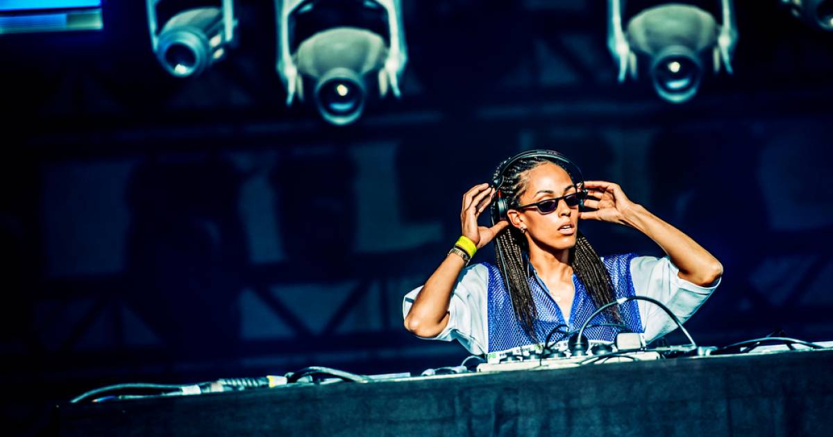 Studio Brussel-dj BLACK MAMBA zegt optredens af door acute tinnitus ...