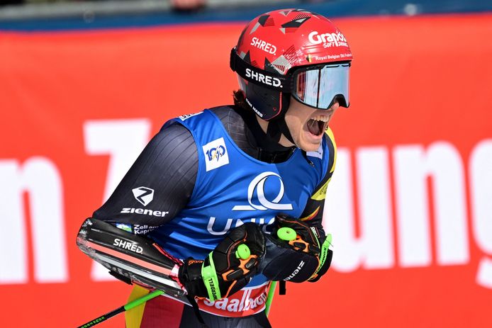 “In 2023 zat ik rond het WK in een maand tijd liefst 90 uur in de wagen ...