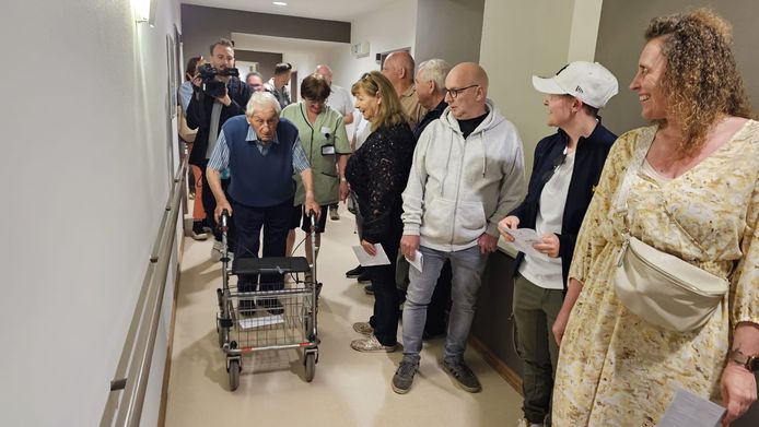 107-jarige Jos Kets trekt nog persoonlijk naar stembus | Berlaar | hln.be