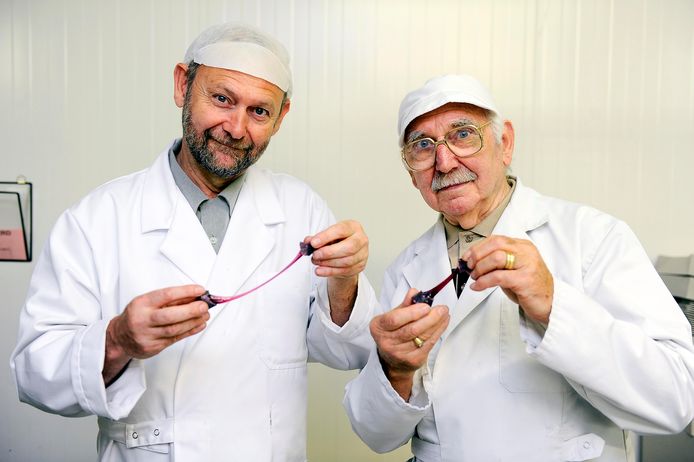 Gentse neuzekes voortaan in Brusselse handen, nu Suikerbakkerij Joris ...