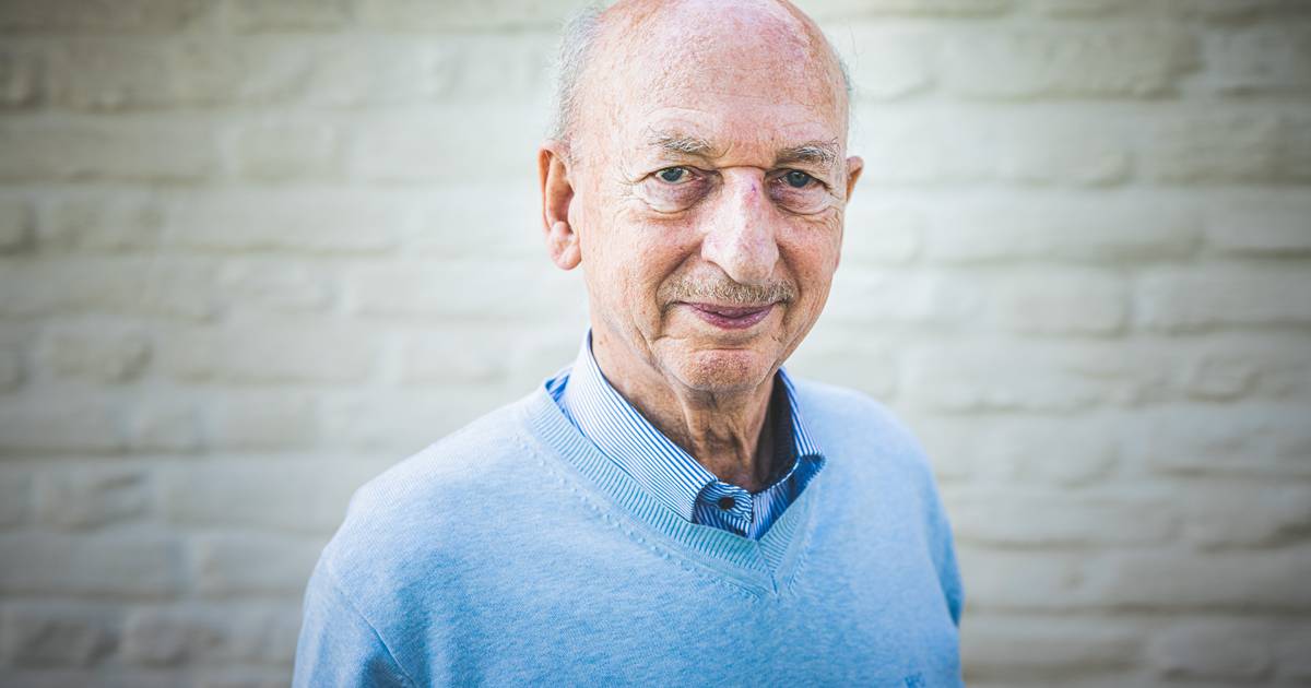 Dirk Frimout inaugure le festival “I Love Science”, à Bruxelles ...