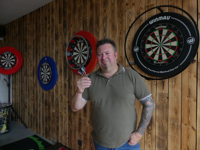 Fré (43) opent met Triple 7 eerste dartshop van de regio: “Je kan hier ...