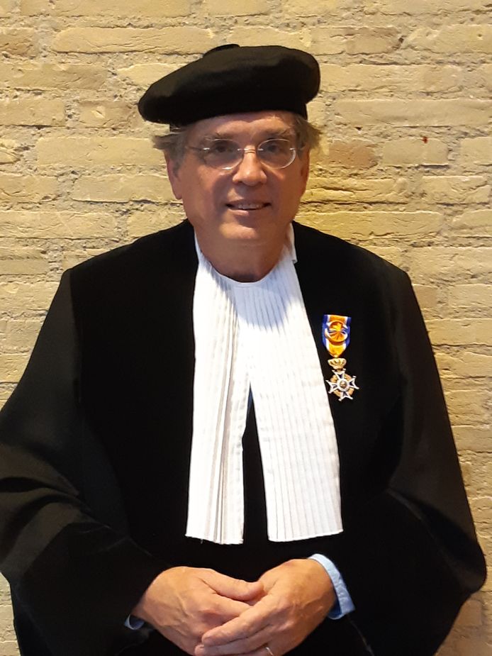 Victor Pop (66) uit Riethoven benoemd tot Officier in de Orde van ...