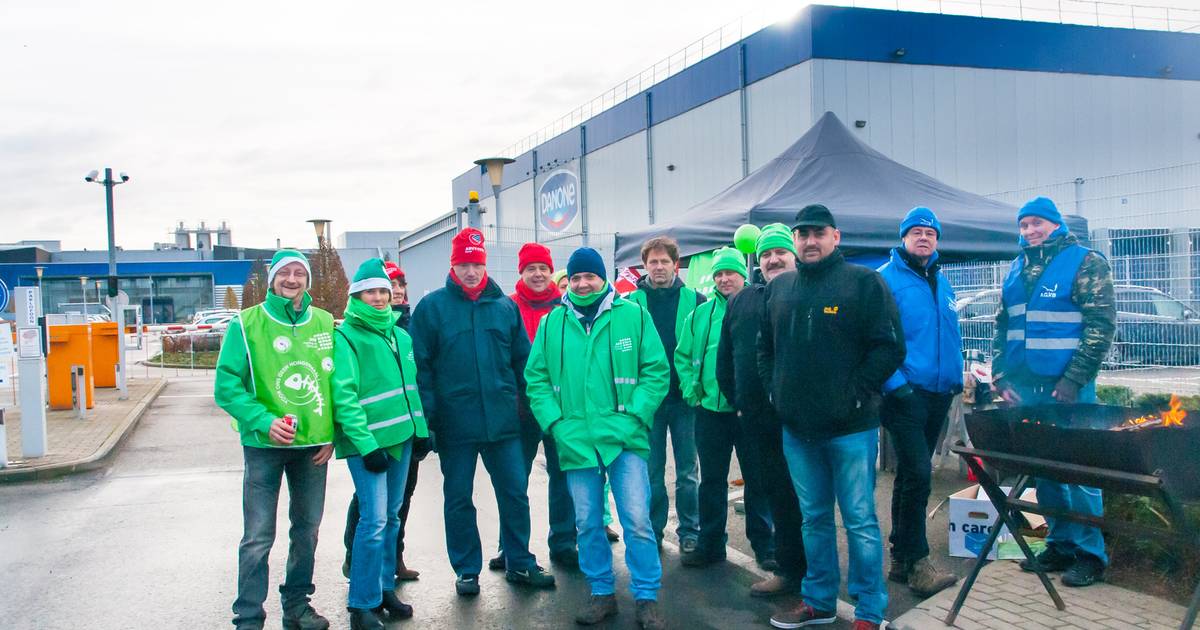 Slechts één productielijn Danone actief | Rotselaar | hln.be