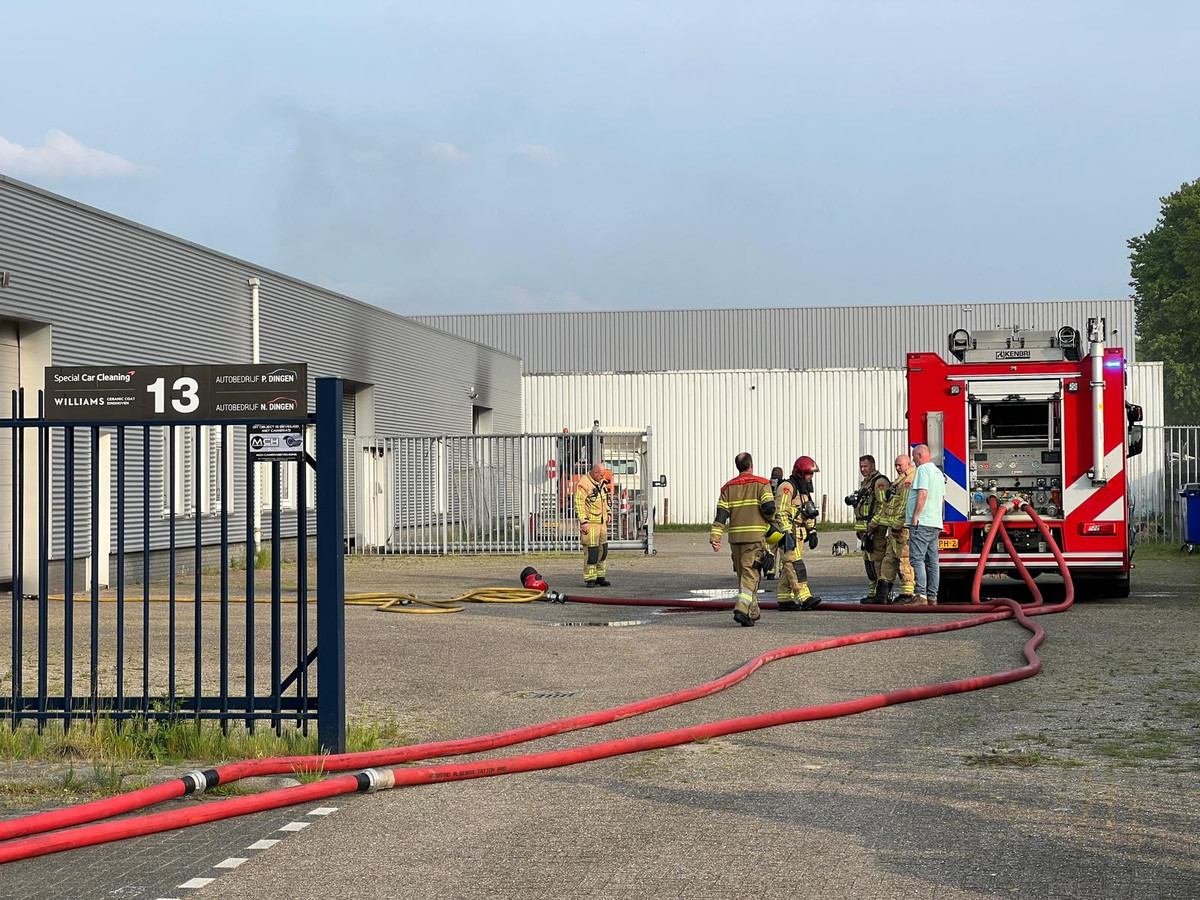 Aanhouding na zeer grote brand in kringloopwinkel in Best; flinke ...