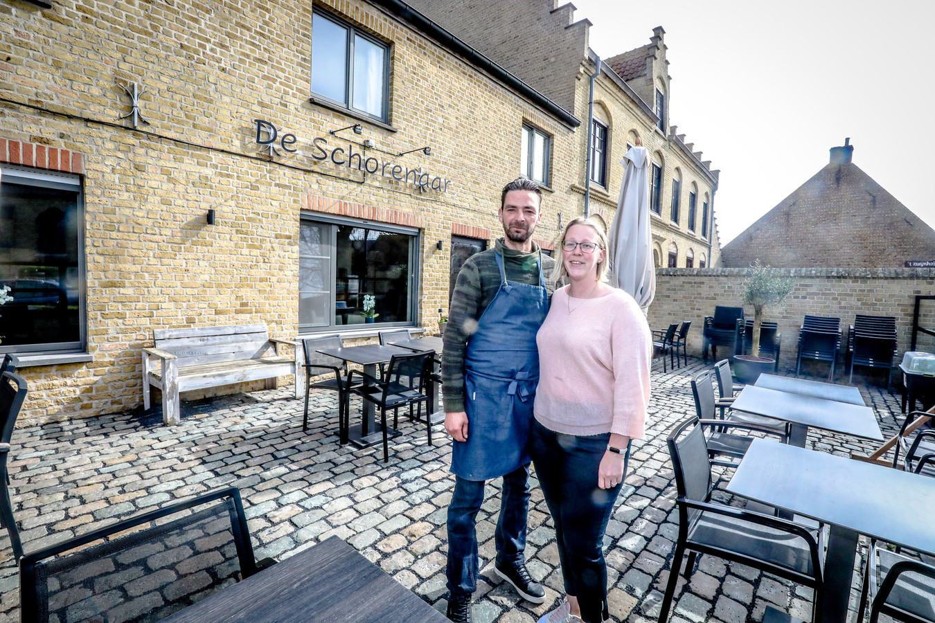 NET OPEN. Sharon en Steven openen enige brasserie in Schore: “Nu zal je ...