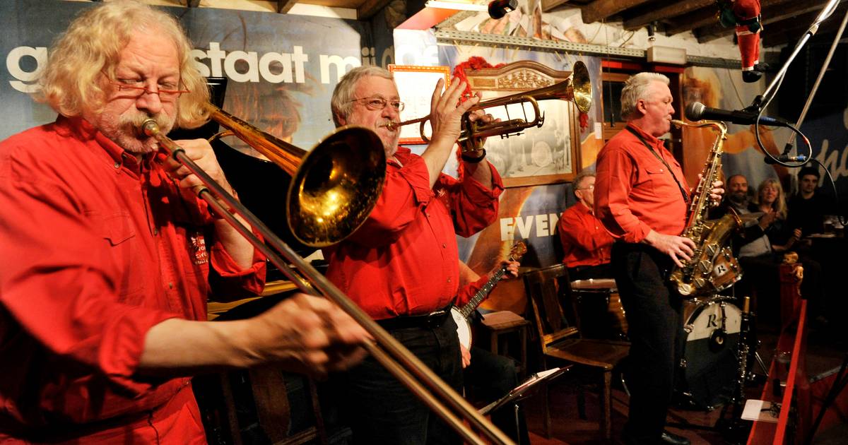 Legendarische jazzband kruipt weer op het podium voor Theater aan ...