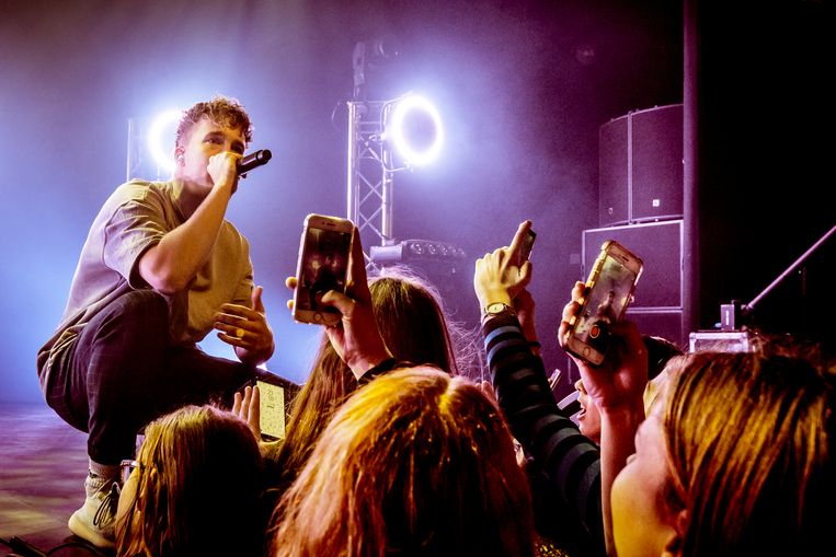 Rapper Snelle: ‘Moet ik dan rappen over gemberthee?’ | De Morgen