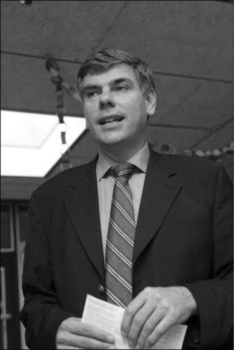 Eigenbelang van partijtop leidt Vlaams Belang naar de afgrond