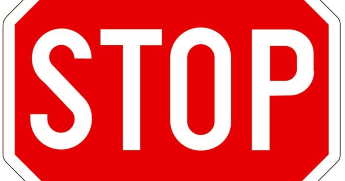 Stopborden bij rampkruising in Eibergen | Achterhoek | gelderlander.nl