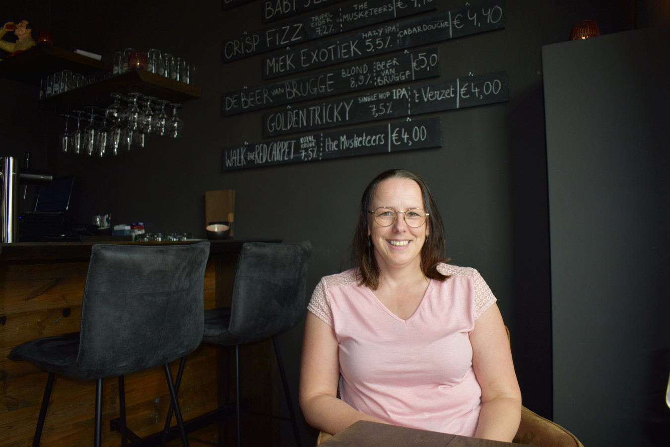 MIJN DORP. Dorpsdichter Patricia Meulemans (46) heeft een hart voor ...