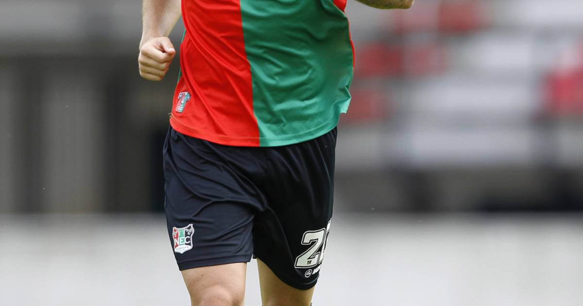 Goossens meldt zich fit bij Feyenoord | Nederlands voetbal | AD.nl