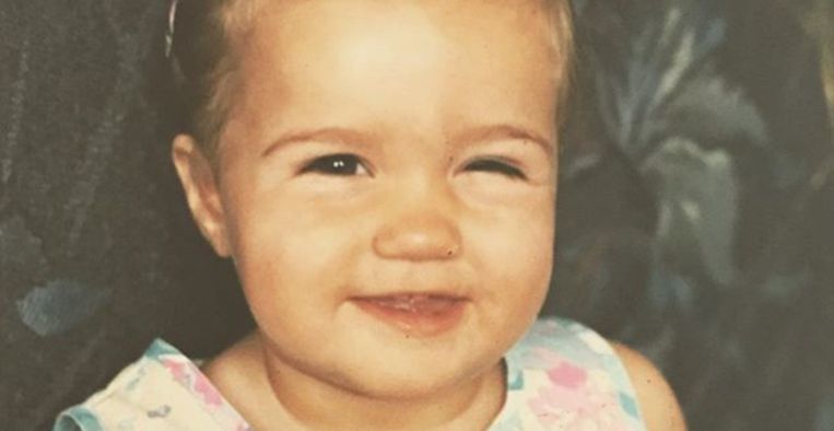 Herken jij de BN'er op deze schattige foto uit de oude doos? Herken jij de BN'er op deze schattige foto uit de oude doos?