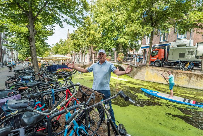 Delftenaar Ronald wil alle auto's en fietsen uit centrum: ‘Maak van ...