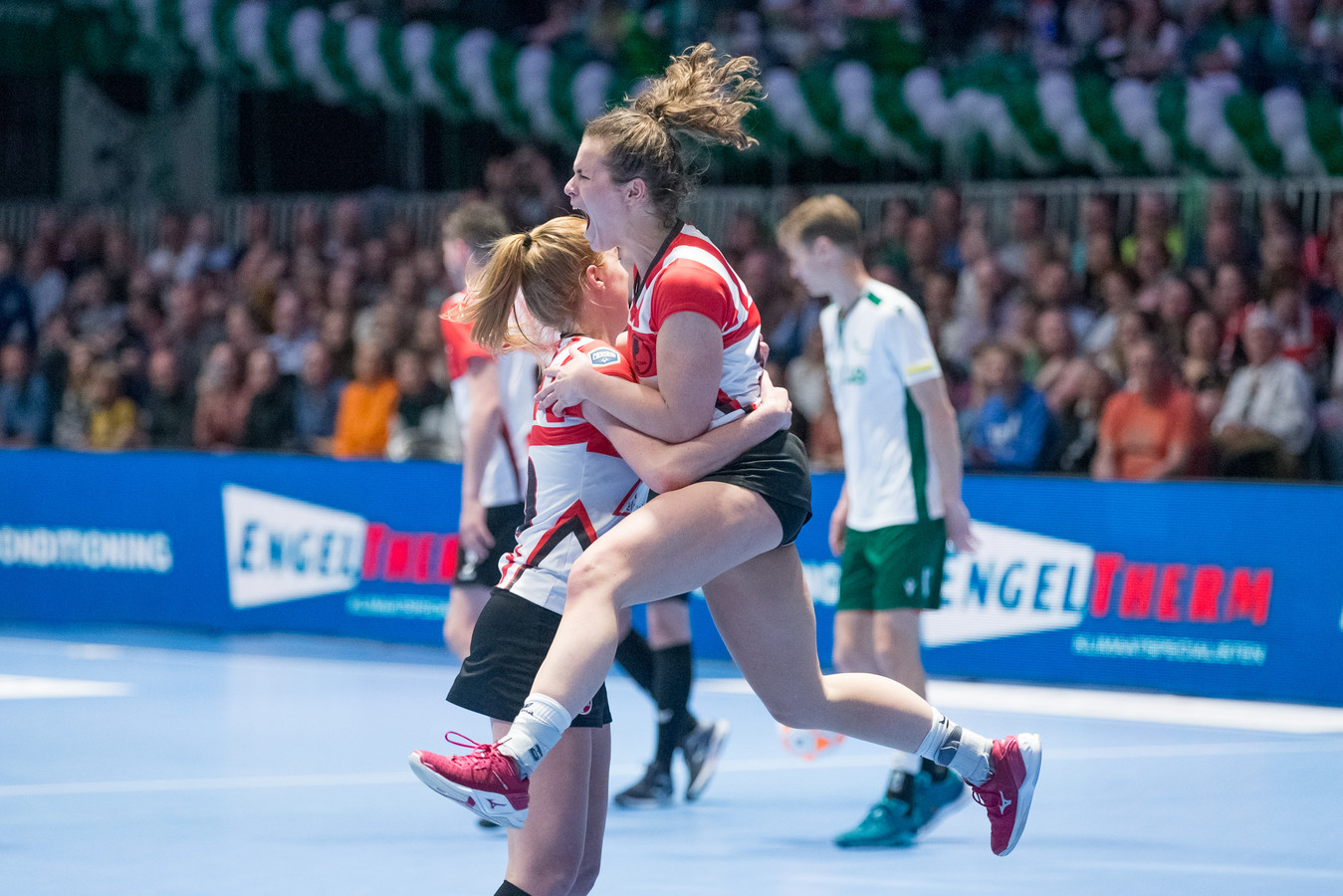 Regionale strijd in zinderende korfbalfinale, Harjan Visscher neemt in ...