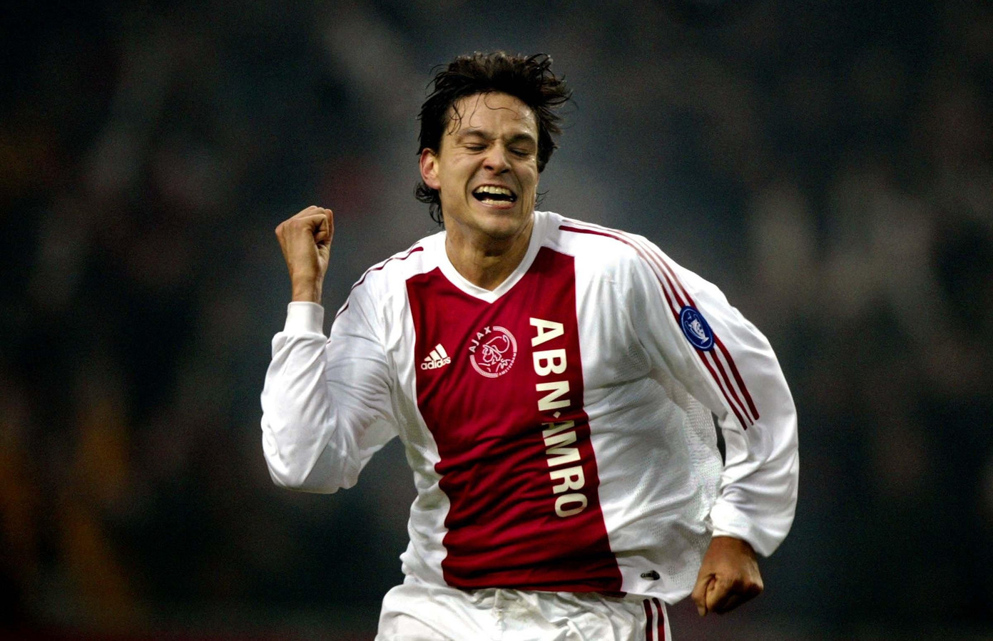Ajax krijgt schaal uit handen van Jari Litmanen bij kampioenschap ...
