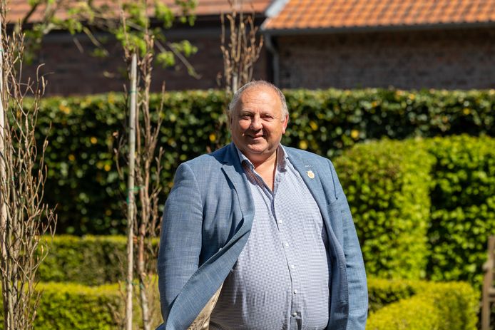 Loons burgemeester Jo Feytons wordt de grootste in nieuwe fusiegemeente ...