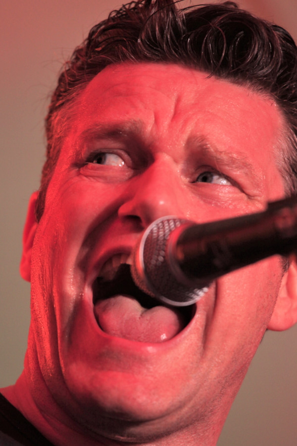 Singer/songwriter Boxtel presenteert nieuw album | Foto | AD.nl