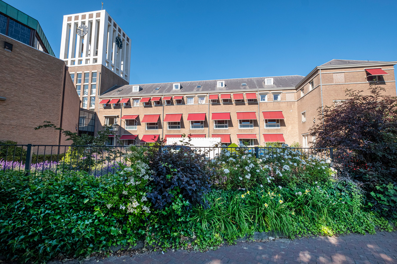 Nieuwbouw Sint Anna blijft: Boxmeerse zusters zoeken passende ...
