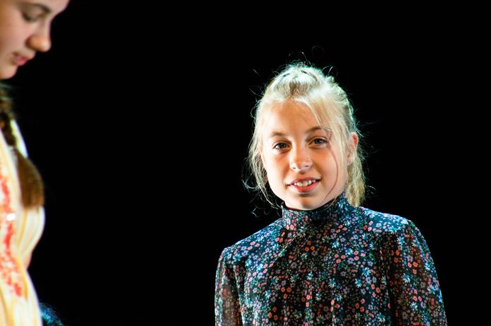 Leerlingen Berkenboom Heistraat brengen sprookjes tot leven in musical ...