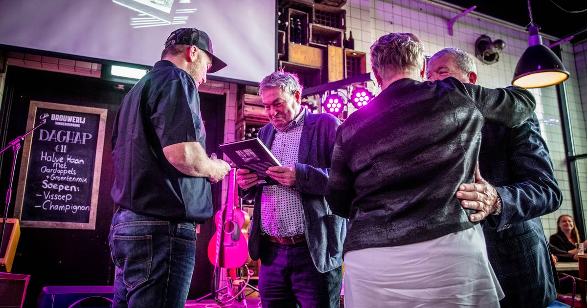 Tien generaties De Kroon: 400 jaar brouwen in Oirschot gevierd met boek ...