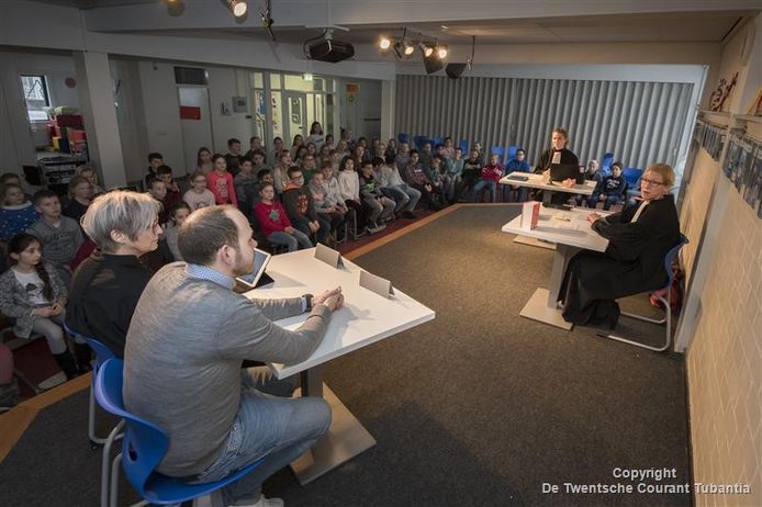 'Strafzaak' op basisschool De Borgh in Hengelo | Hengelo | tubantia.nl