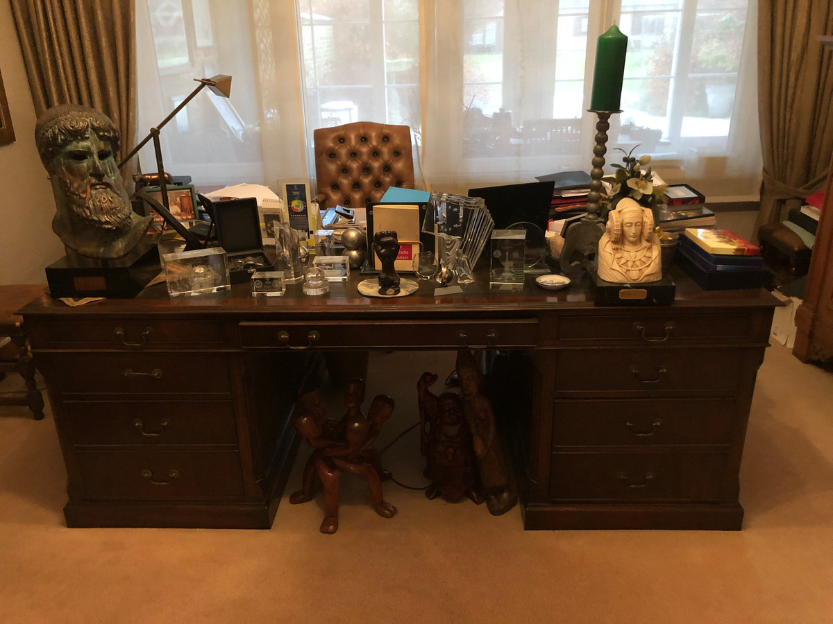 Maison Jules veilt trofeeën en andere spullen van Mister Michel, de ...