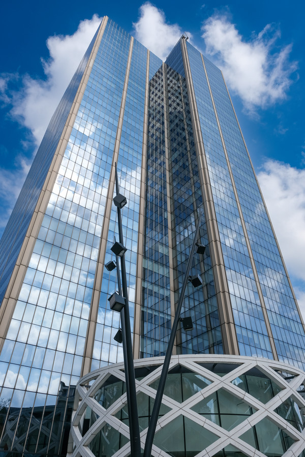 Rooftopbar op komst voor iconische ‘Blue Tower’ op Louizalaan | Foto ...