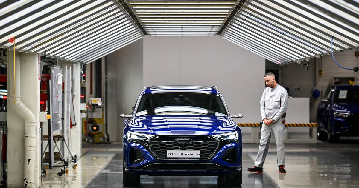 Préavis de grève chez Audi Brussels: 371 intérimaires vont perdre leur ...