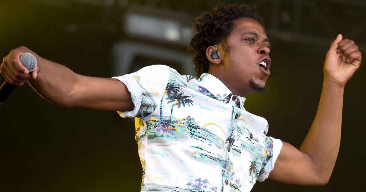 Rapper Typhoon staande gehouden om huidskleur | Binnenland | AD.nl