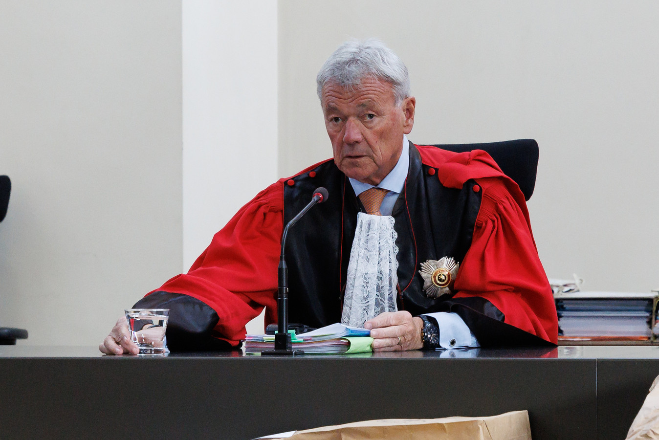 ASSISEN. Frank Pauwels niet schuldig aan oudermoord: “Hij is niet de ...