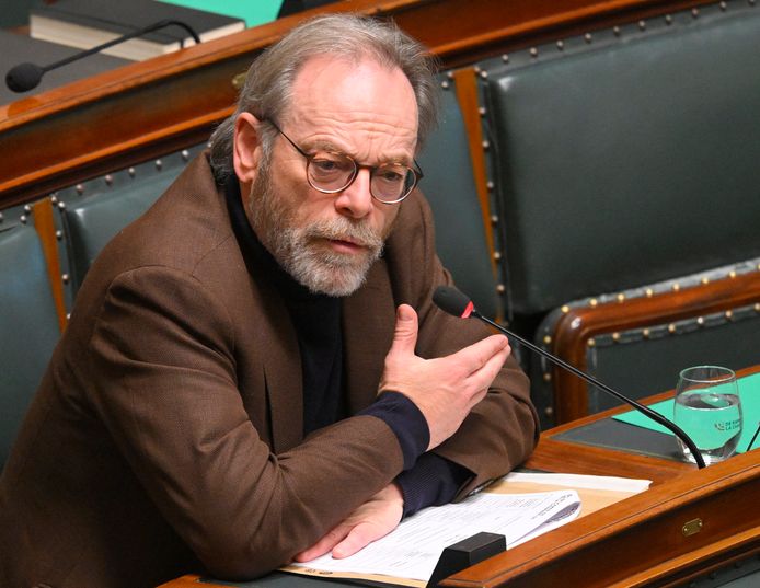 Peter De Roover (N-VA): “Pensez-vous que cela serve à quelque chose de ...