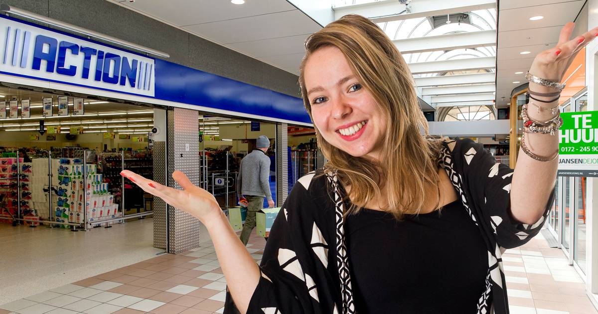 De knalblauwe mandjes van de Action hóren niet leeg te zijn | Utrecht ...