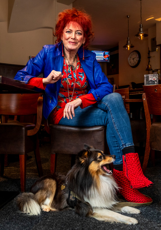 Hoe journalist Loes ‘verliefd’ werd op een seriemoordenaar: ‘Ik wilde ...