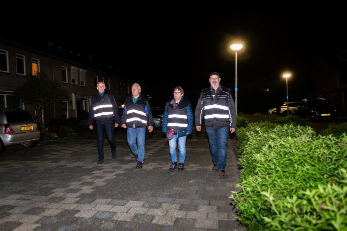 Minder hulp van de politie en minder vrijwilligers, maar Kijkuit ...