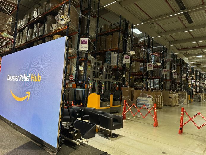 Amazon opent op 80 km van België eerste Europese hub voor ...