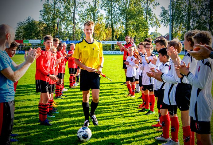 'Als je goed fluit, ben je geen pispaal' | Groene Hart | AD.nl