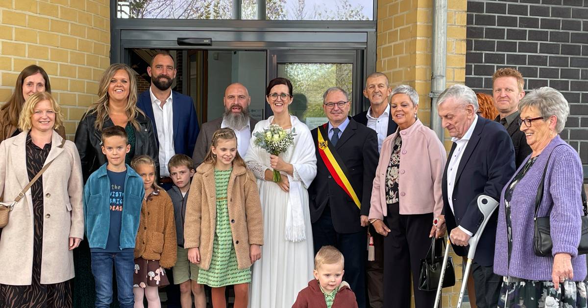 Trouwen kan voortaan ook op iedere feestdag, zolang die maar niet op een zondag valt | Linter ...