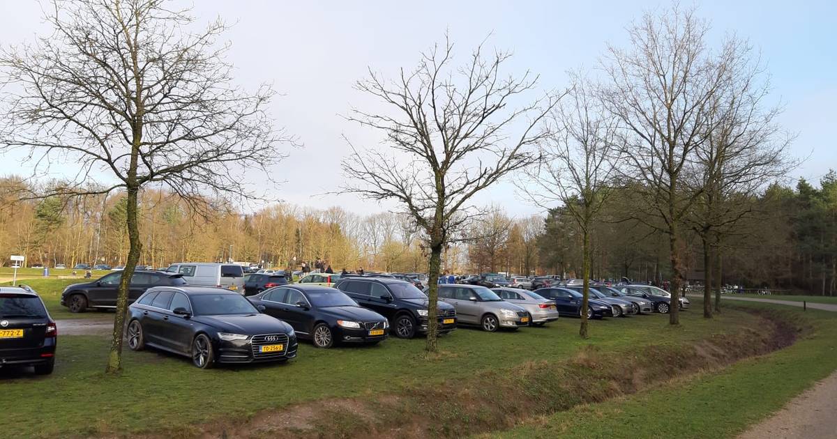 Drukte in natuurgebieden; parkeerplaatsen Ede te vol waardoor routes ...