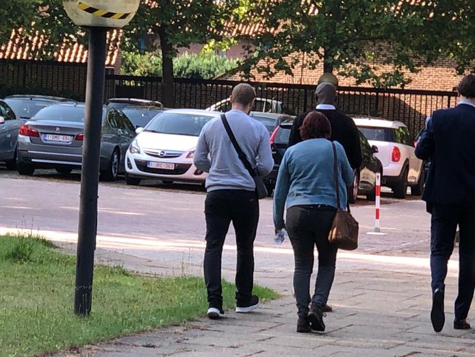 Kaye Styles spreekt voor het eerst over celstraf, 59 veroordelingen en ...