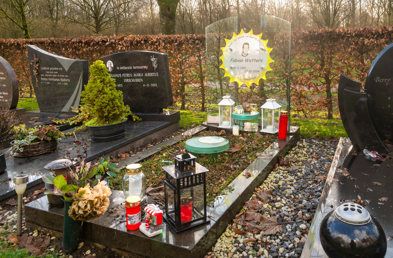 37 bijzondere graven in Zeewolde blijven hoe dan ook behouden: ‘Zeggen ...