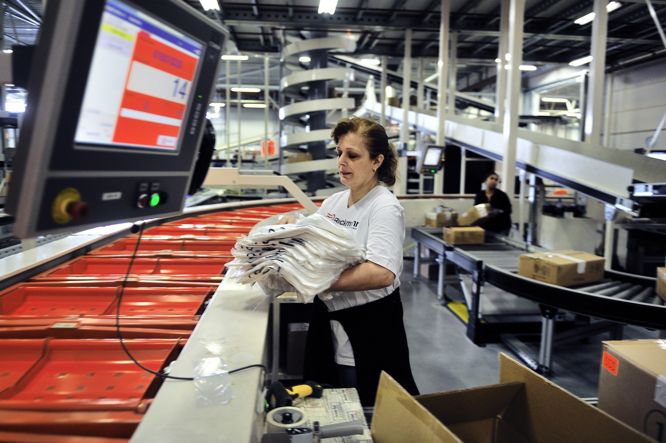 Bleckmann in Bergen op Zoom: meer klanten dan personeel | Foto | AD.nl