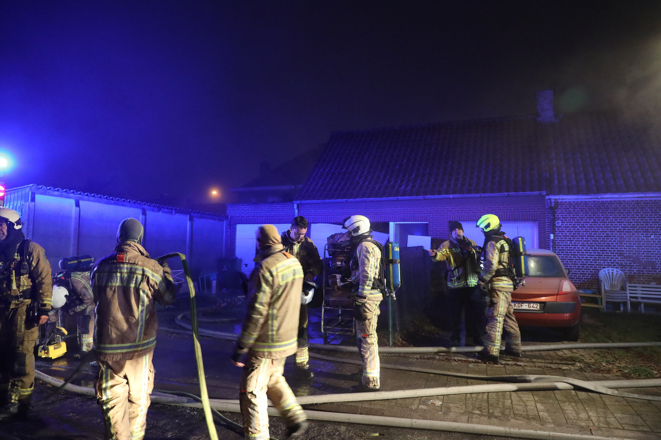 Negen minuten wachttijd om noodcentrale te bereiken bij brand in ...