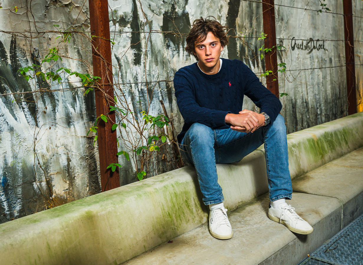 Sébastien Slaets over opgroeien als zoon van Véronique De Kock: “Ik ...