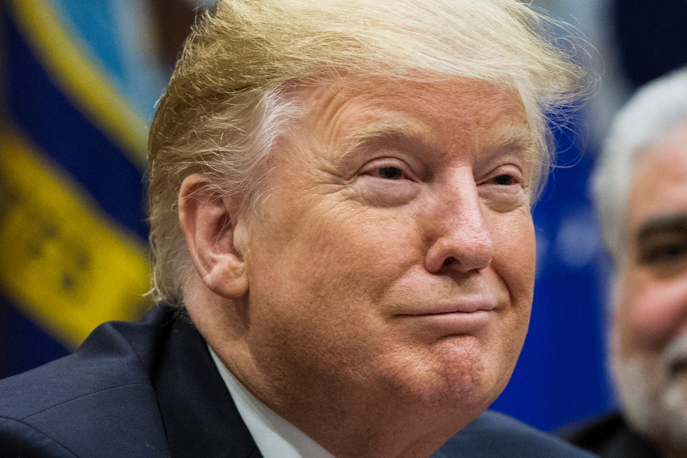 Witte Huis: Trump ook in winter bruin dankzij goede genen | Foto | AD.nl