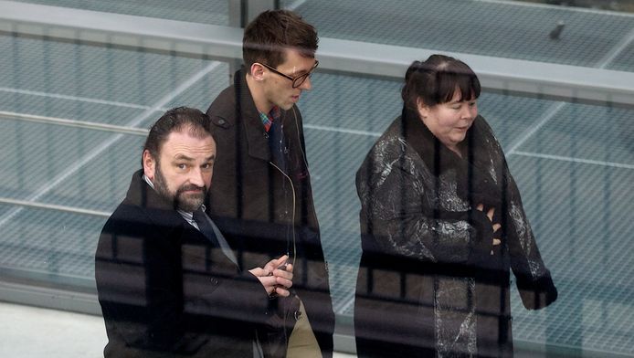 Moeder De Gelder: "Ik kan mij niet verontschuldigen in zijn naam ...